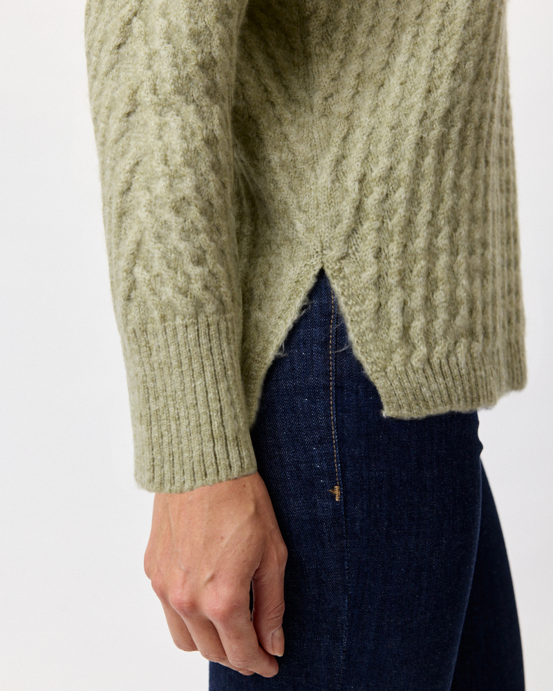 LEICHTER PULLI MIT ROLLKRAGEN - grün | Egü